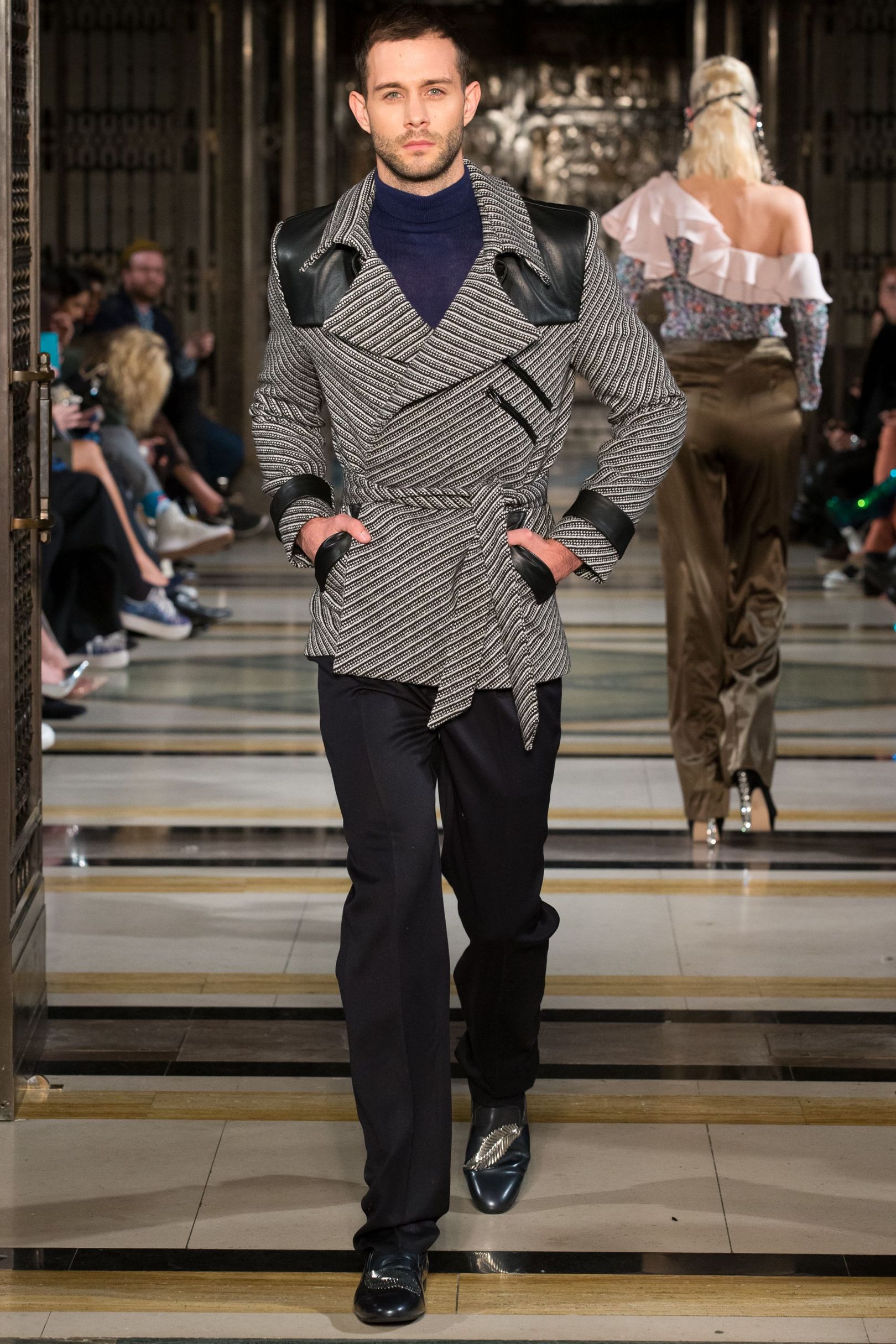 ADAM PHILLIPS for ASHLEY ISHAM FW17 • London Ready-to-Wear - Attitude ...