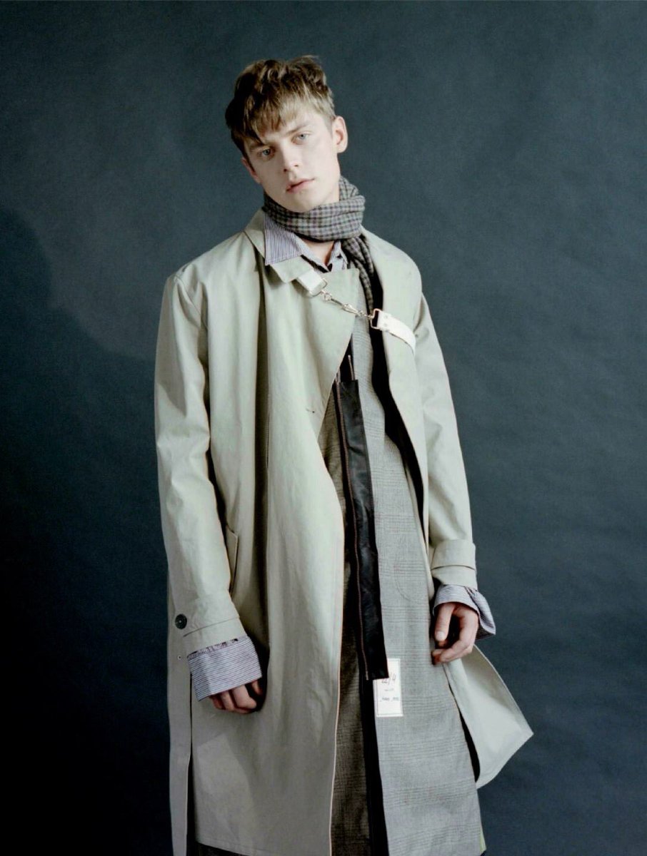 JANIS ANCENS for L´OFFICIEL HOMMES PARIS - Attitude Models